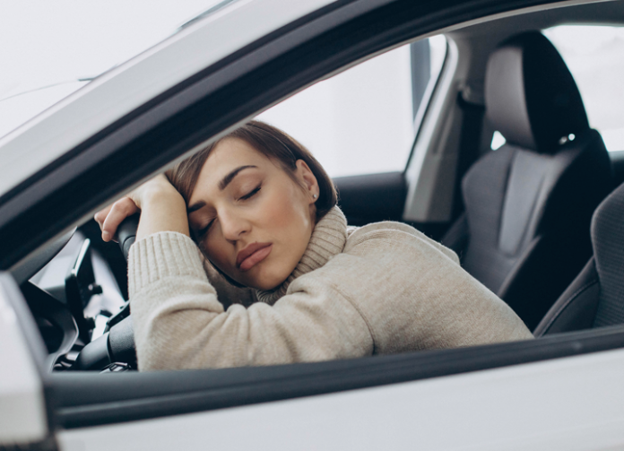 Cuidado con quedarte dormido al volante - Revista Vive